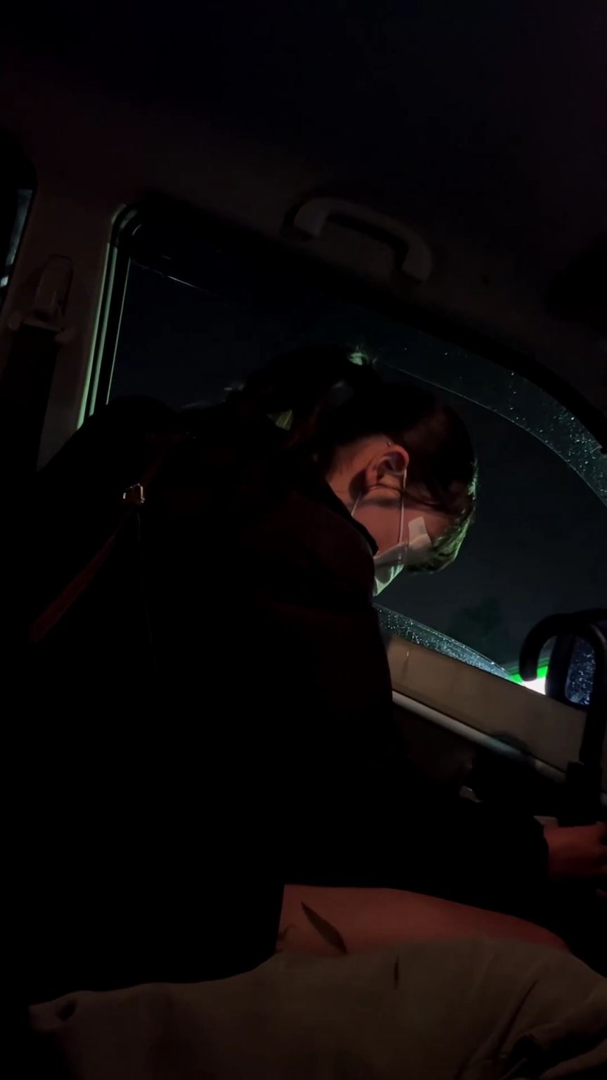 可愛い巨乳な女の子 – JPORU